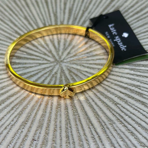 kate spade | Jewelry | Kate Spade Gold Everyday Spade Metal Bangle New ...